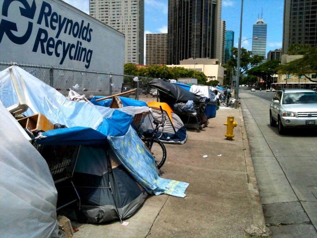 Homelessness on Oahu – Vagobond